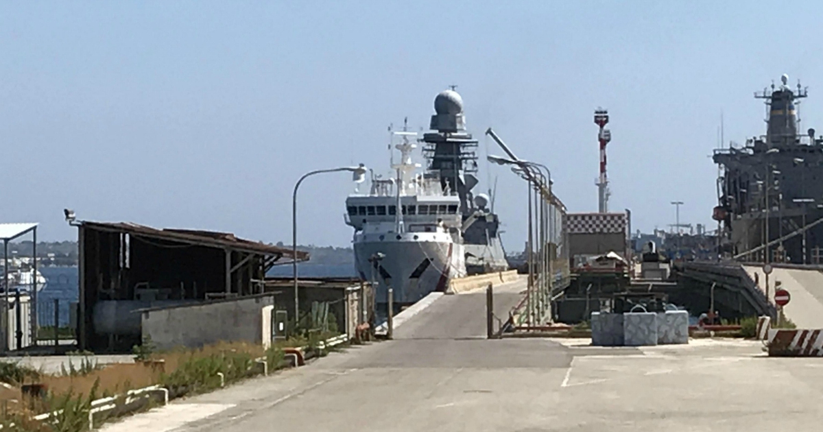 Nave Gregoretti, i 116 migranti a bordo sono sbarcati e verranno ...