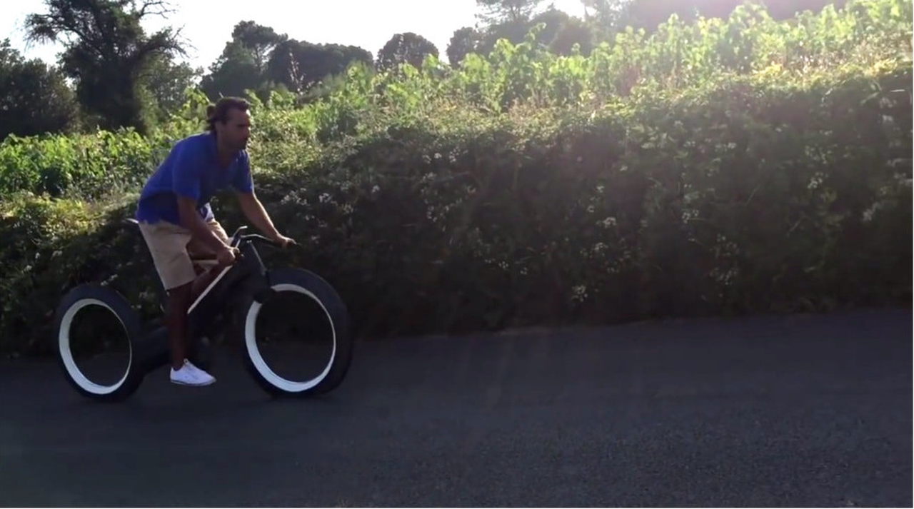 Cyclotron, l'e-bike che sembra uscita dal film Tron - LifeGate
