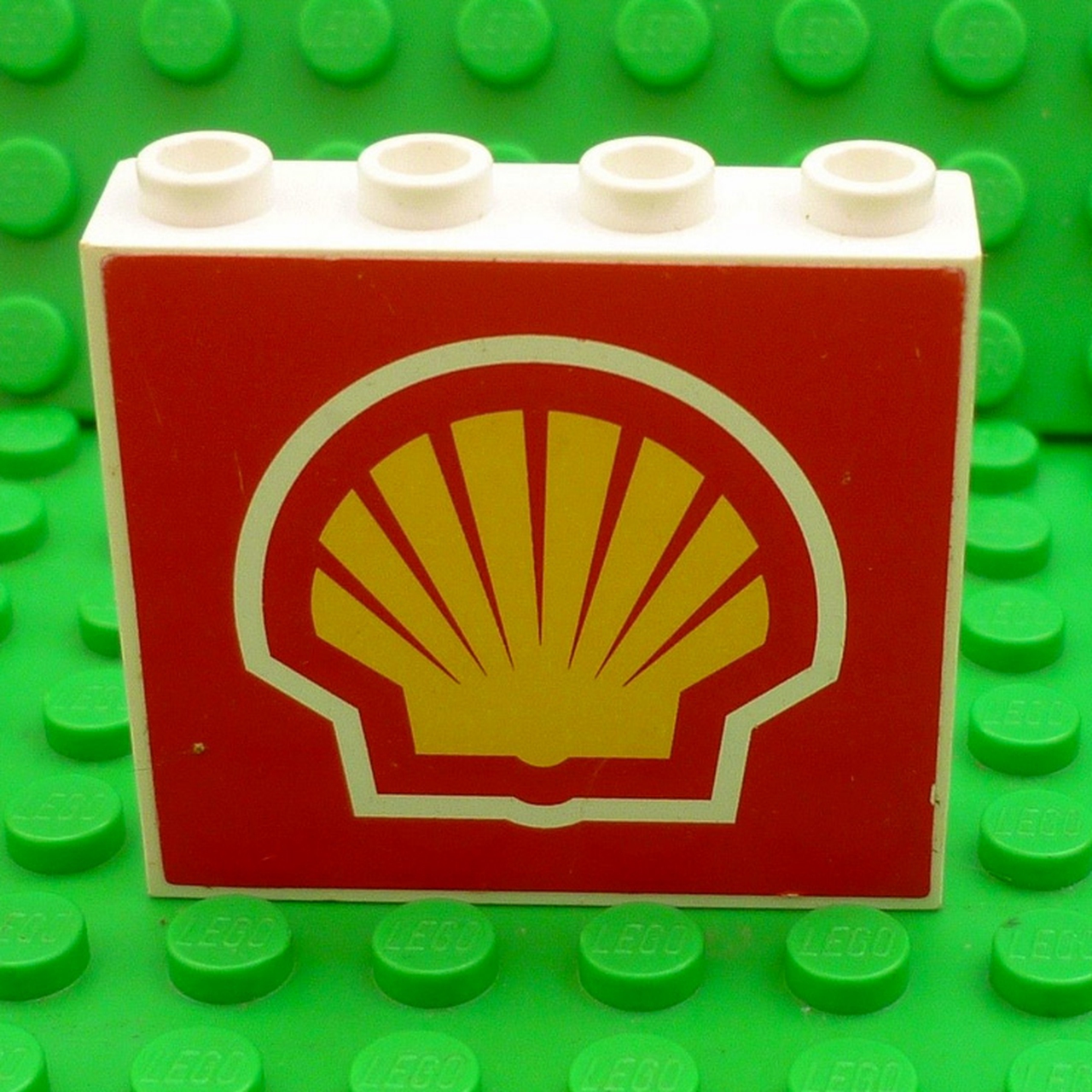 Lego sospende la collaborazione con Shell - LifeGate