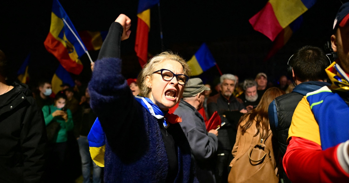 Cosa sta succedendo in Romania, tra elezioni annullate e proteste