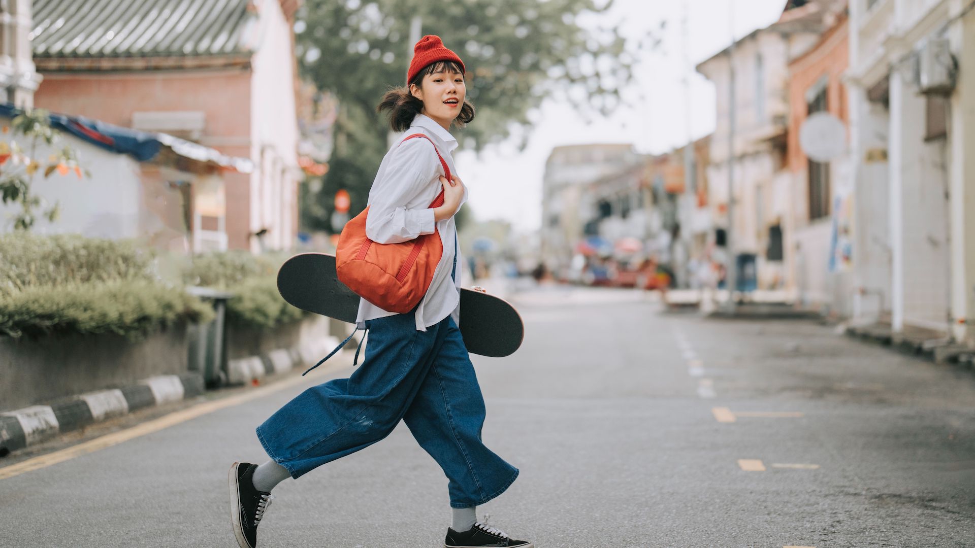 Dal riuso allo stooping, quali sono le pratiche sostenibili della Gen Z ...