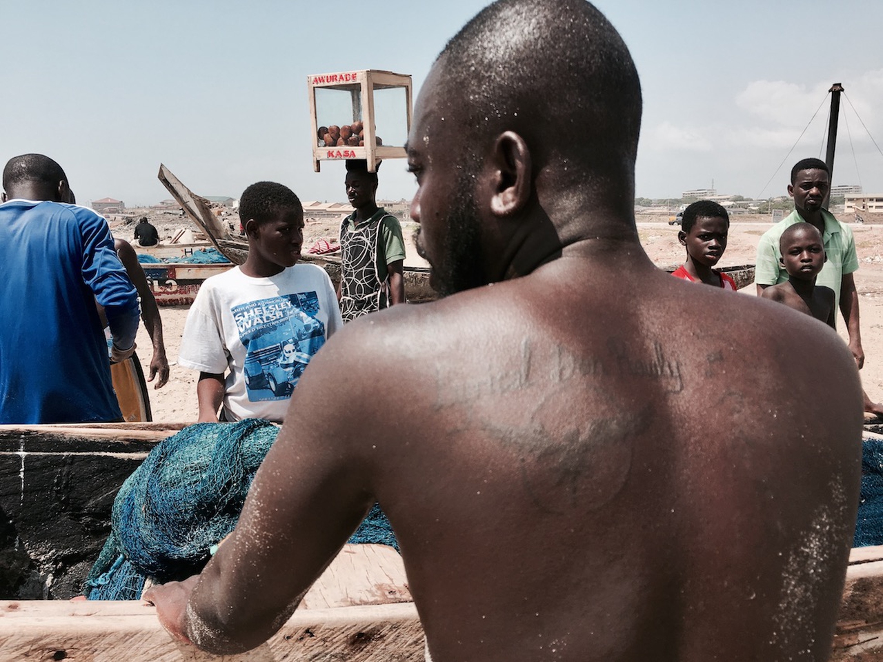 Il servizio di Presa Diretta sulla discarica di Raee, Agbogbloshie in ...