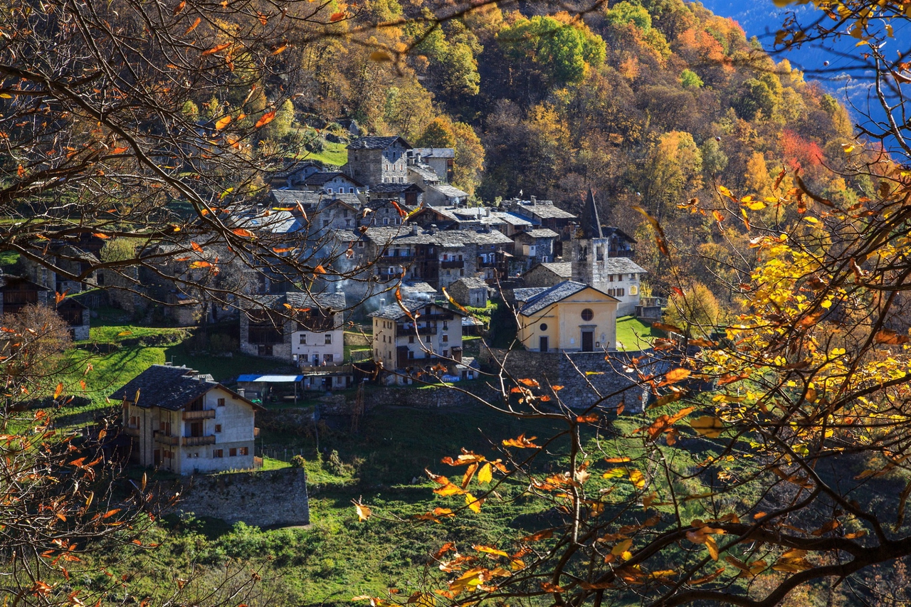 5 luoghi dove ammirare il foliage autunnale sulle montagne italiane ...