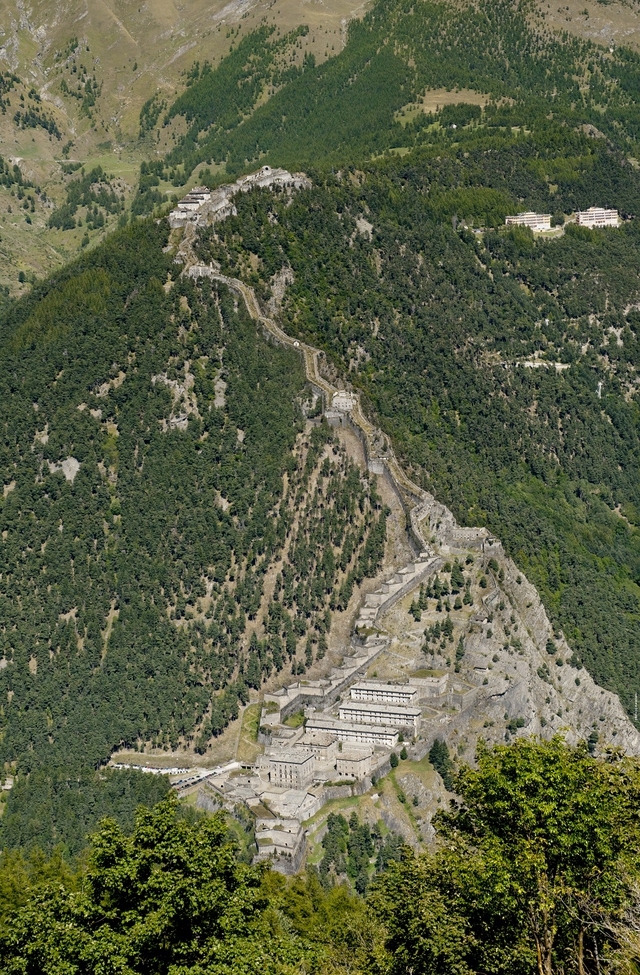 Forte di Fenestrelle, il fascino senza tempo della più grande fortezza ...