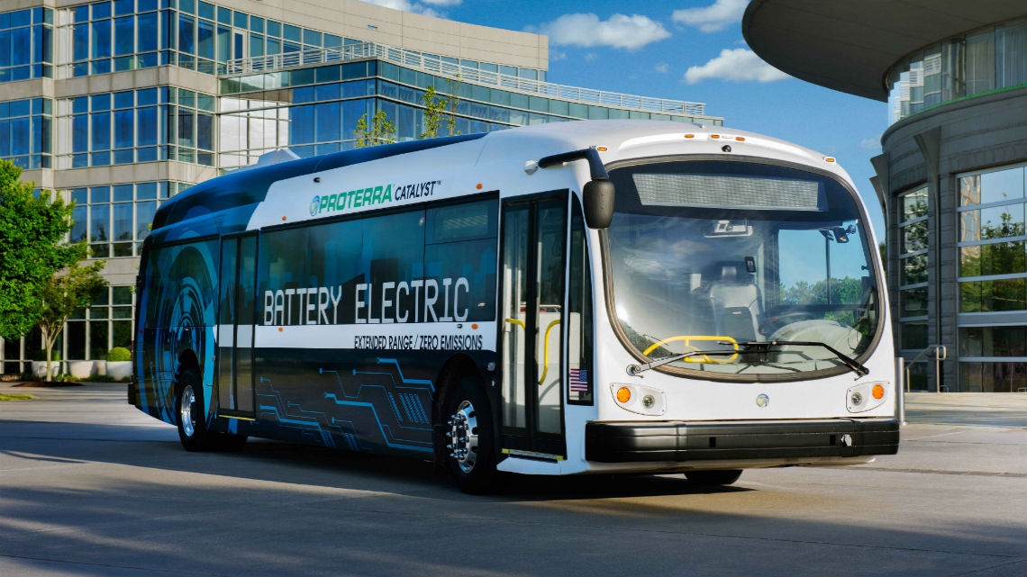 This electric bus can travel (almost) 500 kilometres on a single charge ...
