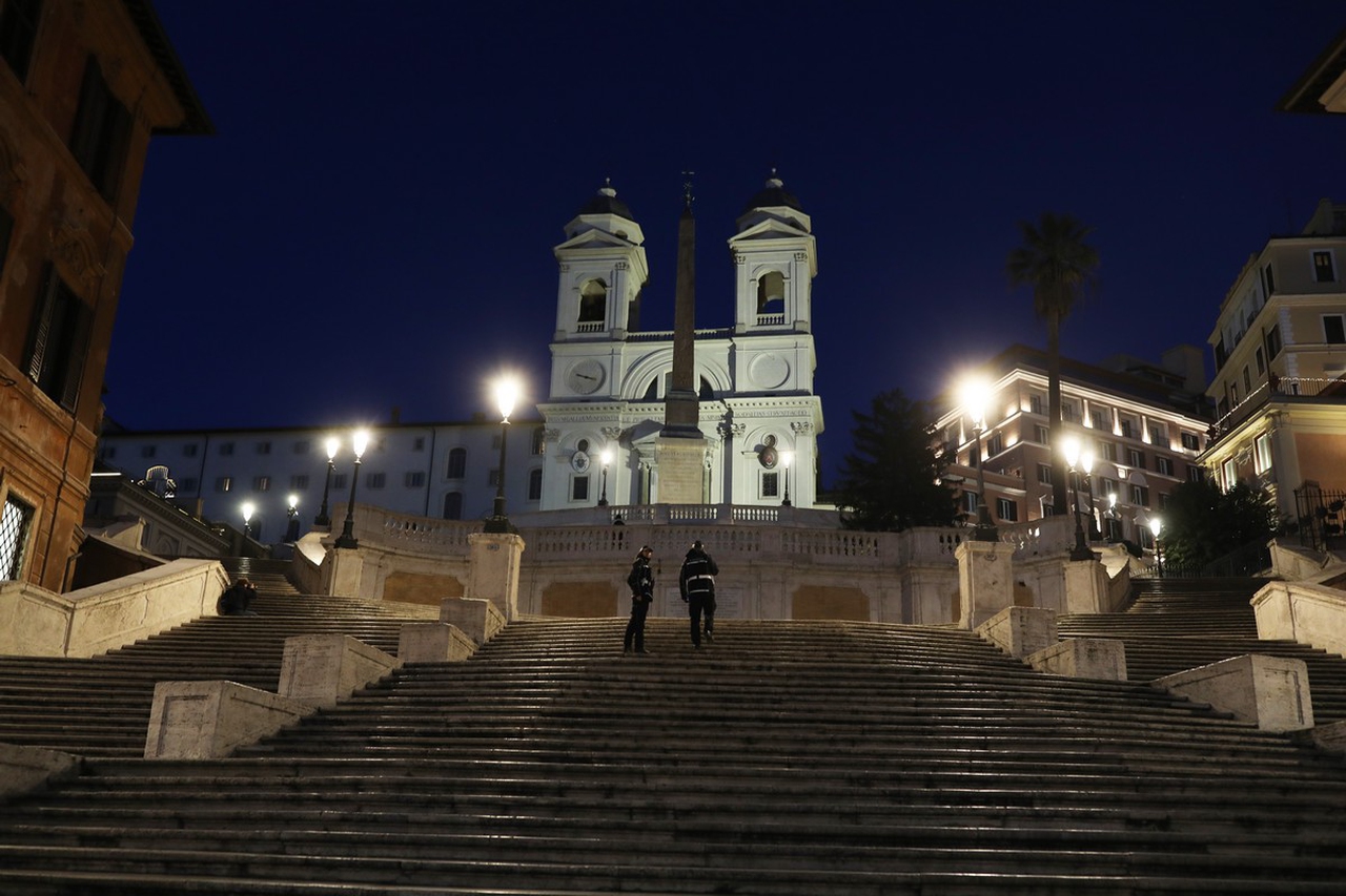 Italy in lockdown due to the coronavirus, photos of empty cities - LifeGate