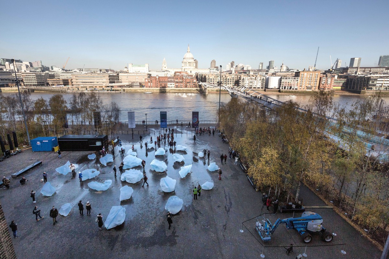 Blocks of Arctic ice are melting in the heart of London - LifeGate
