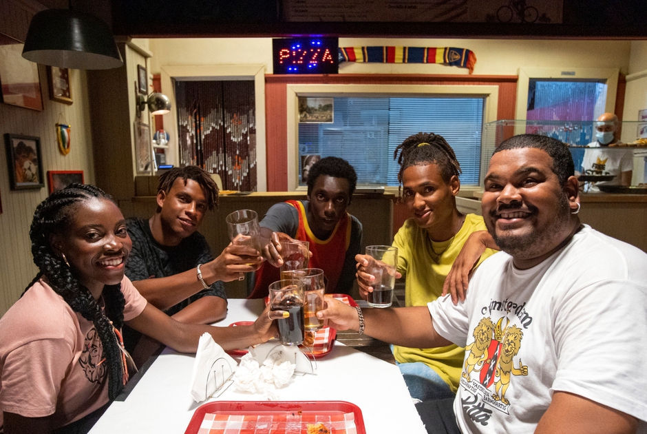 Zero, trama e trailer della nuova serie prodotta da Netflix Italia ...