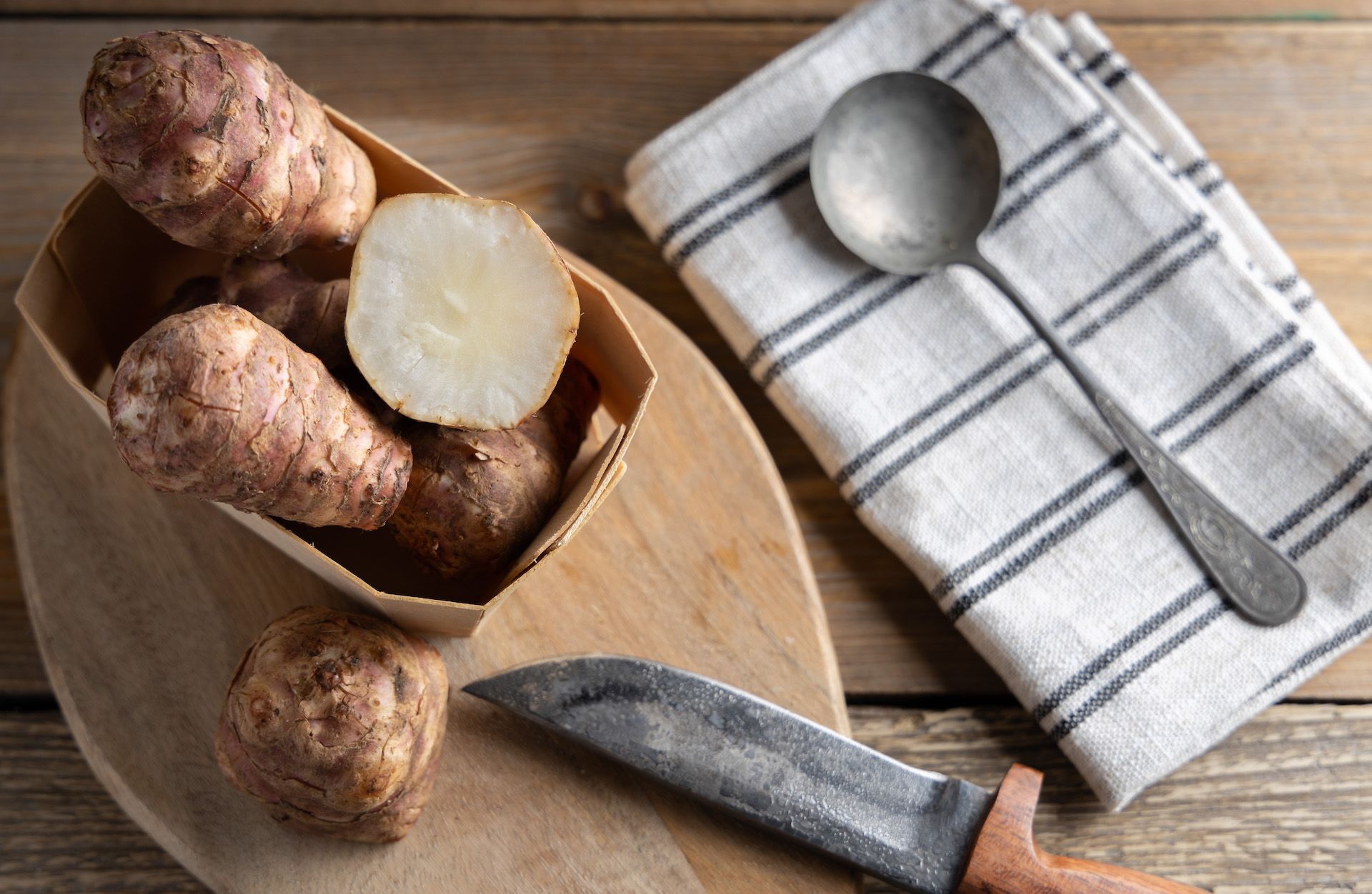 Topinambur: cosa sono, benefici, gusto e come si usano in cucina - LifeGate