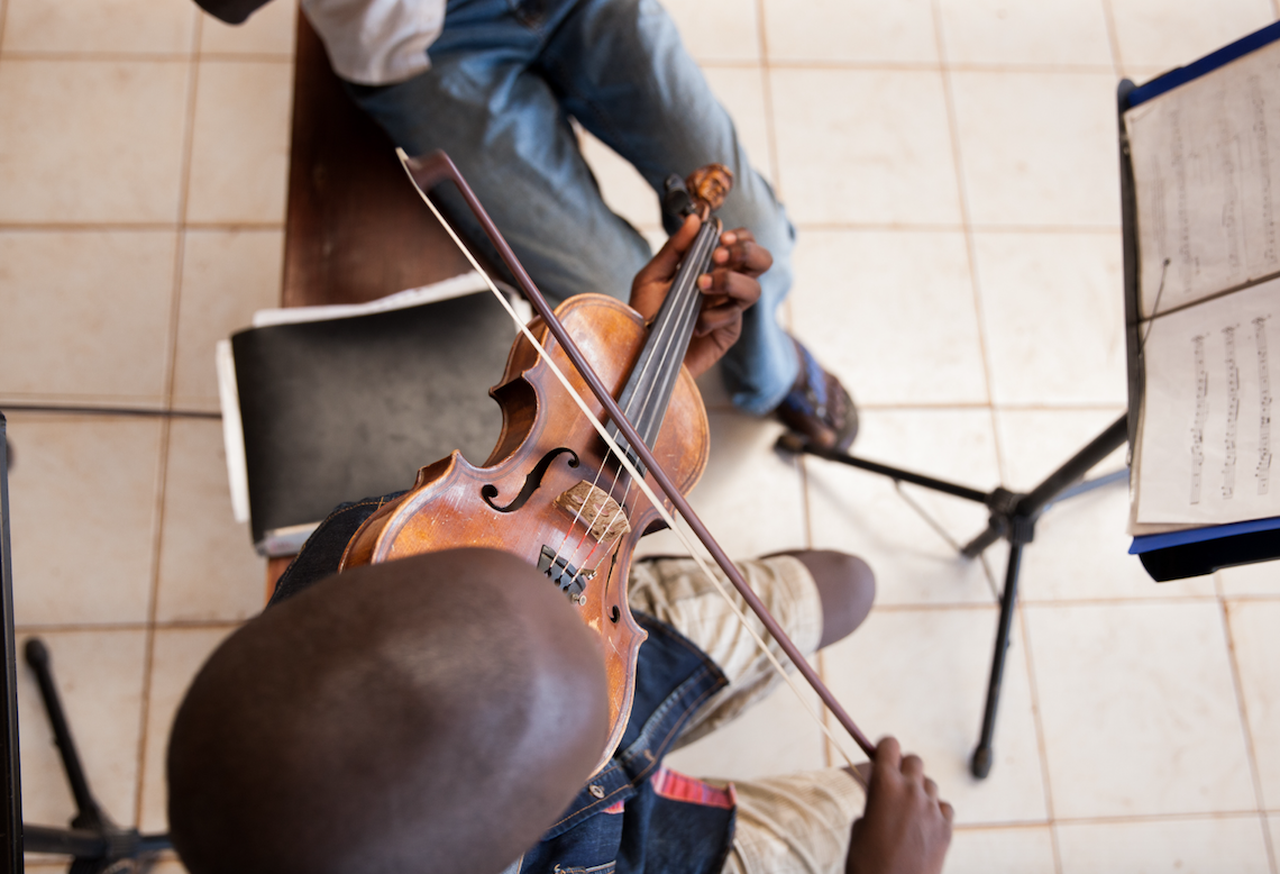 Kenya’s Ghetto Classics Orchestra tackles juvenile crime with music ...