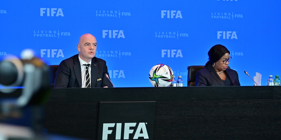 Mondiali in Qatar, scontro sui diritti umani tra Fifa e nazionali ...