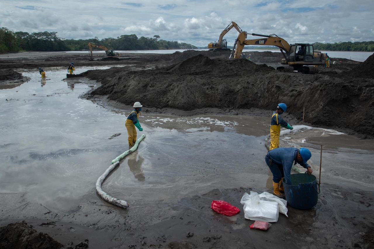 Months after an oil spill in the Ecuadorian Amazon, the Kichwa's water ...