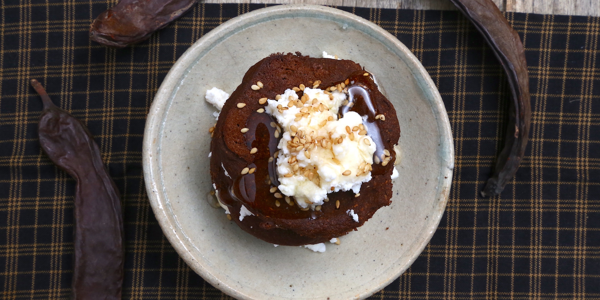 Pancake alle carrube con zucca, ricotta e miele. La ricetta da leccarsi ...