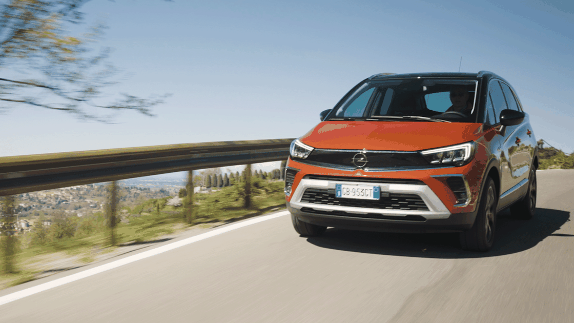 Opel Crossland, rigore tedesco, spazio e tanta versatilità. La nostra ...