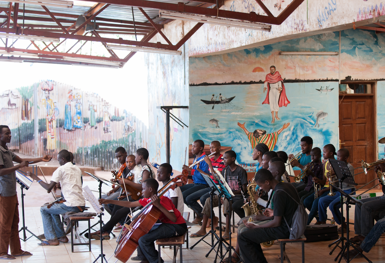 Kenya’s Ghetto Classics Orchestra tackles juvenile crime with music ...