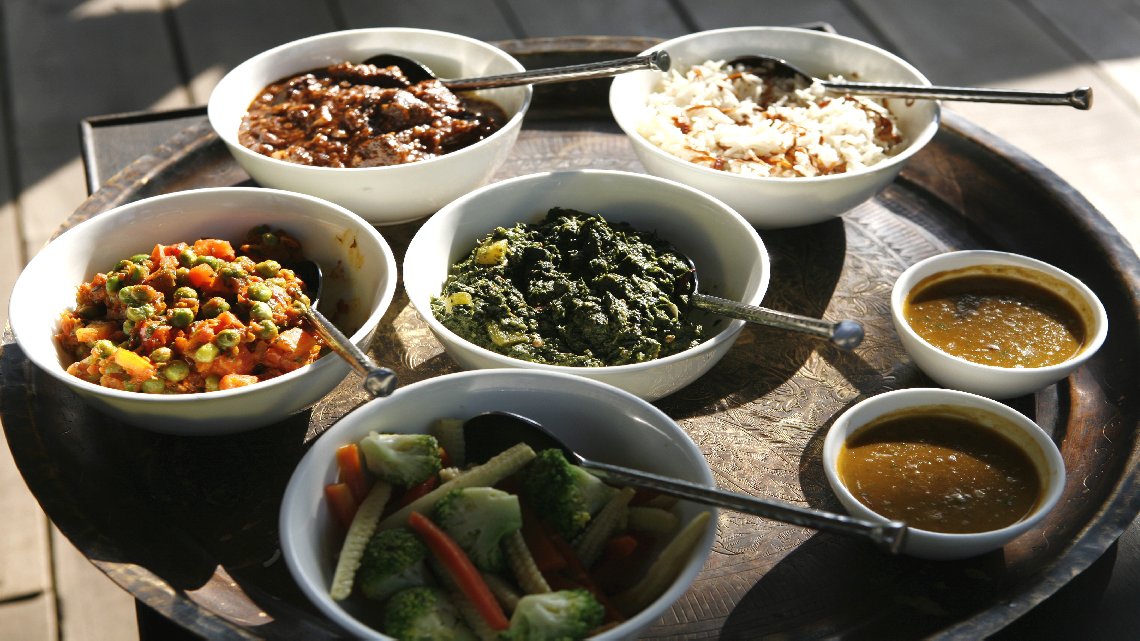 A fridge to share leftovers and feed the hungry at the Pappadavada ...