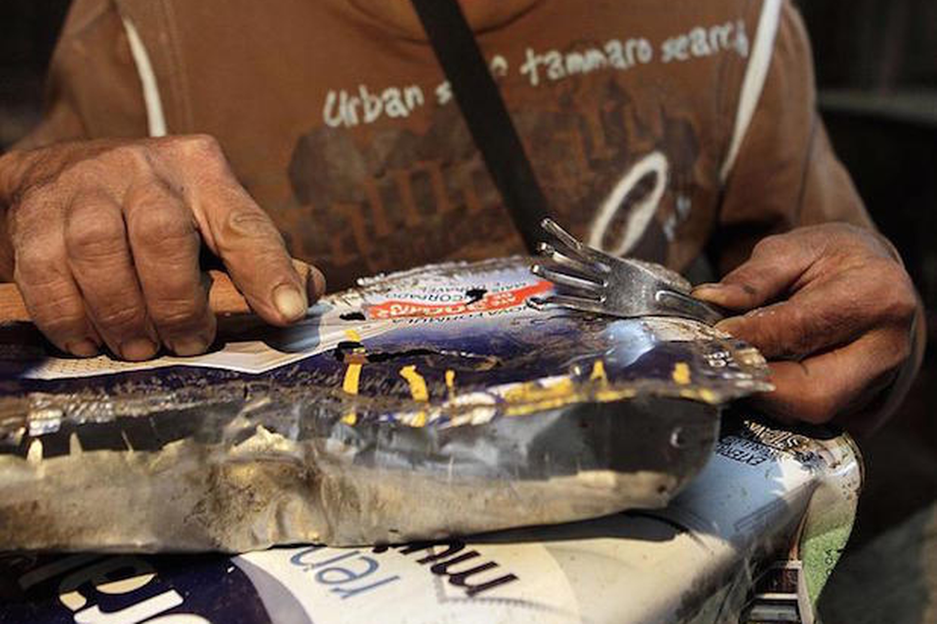 Recycled Orchestra: How to make music out of rubbish - LifeGate