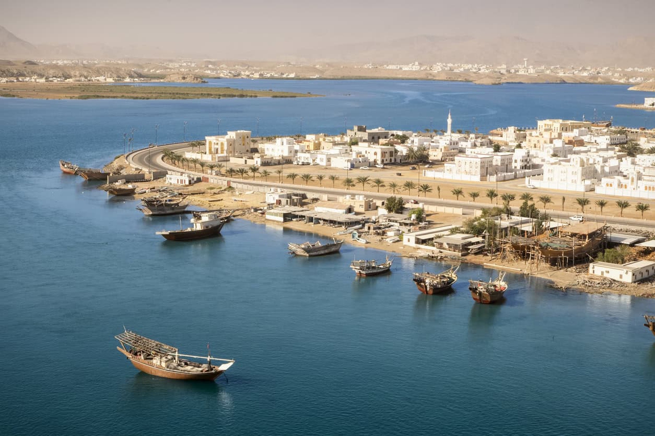 Oman, viaggio insolito nella terra del sultano - LifeGate
