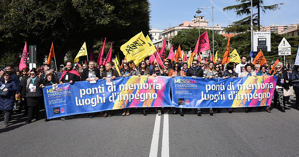 Libera, a Messina in 20mila contro le mafie, con Don Ciotti