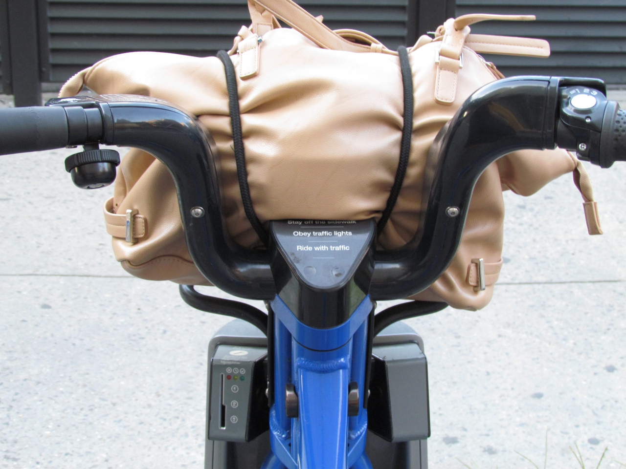 Citi Bike, New York's bike sharing grows in the name of sustainability ...