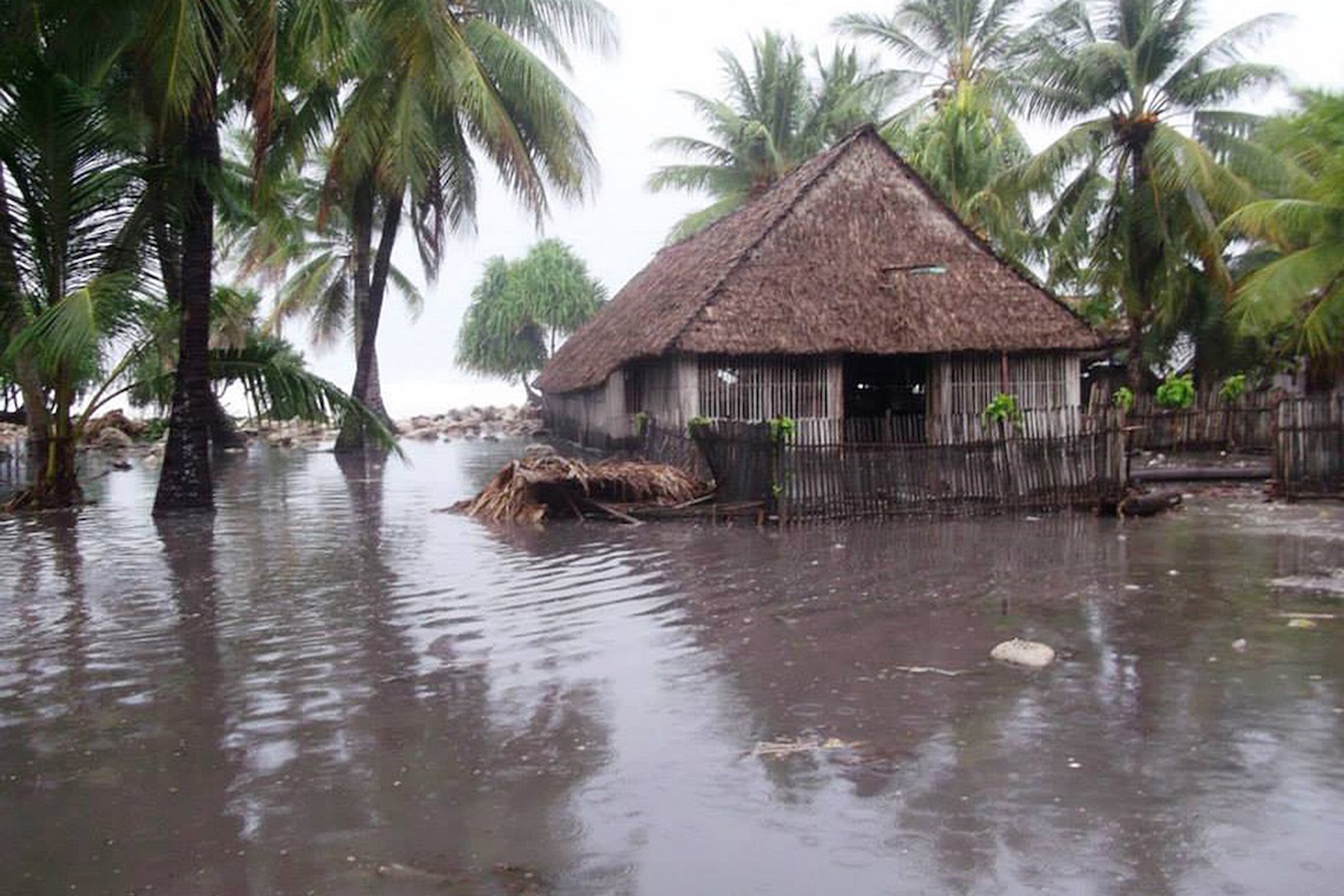 Benvenuti alle isole Kiribati, la frontiera dei cambiamenti climatici