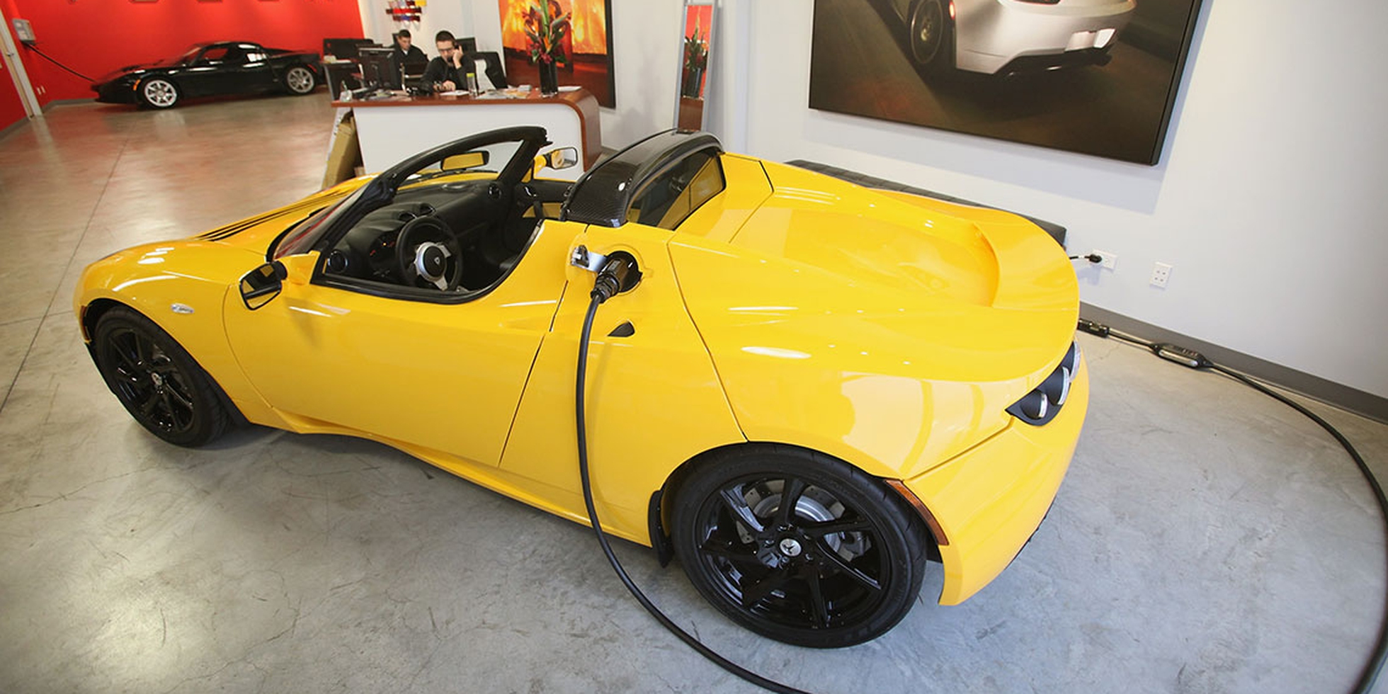 Arriva in Italia la Tesla Roadster Sport. LifeGate l'ha provata - LifeGate
