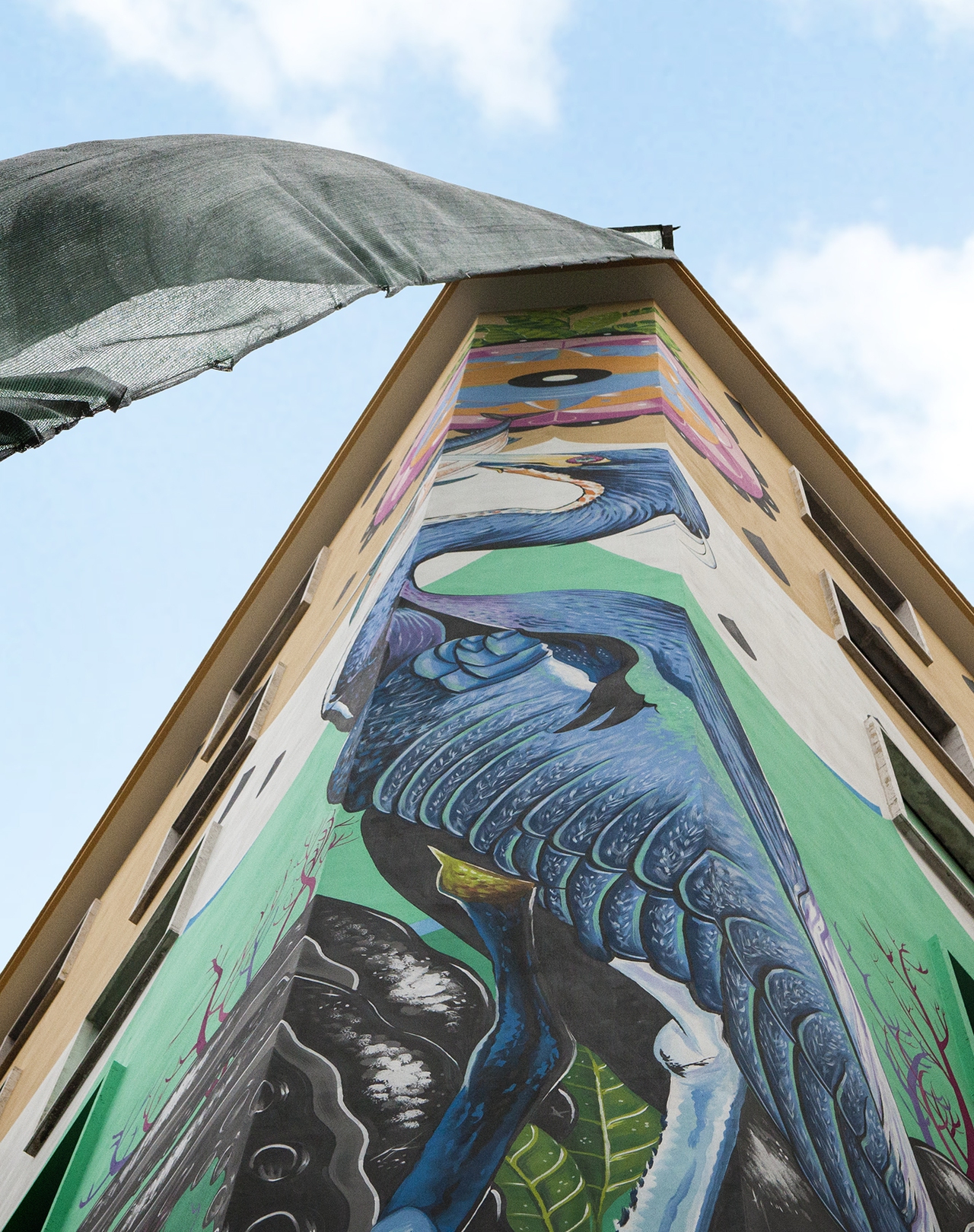 Hunting Pollution, a Roma il murales green di Iena Cruz