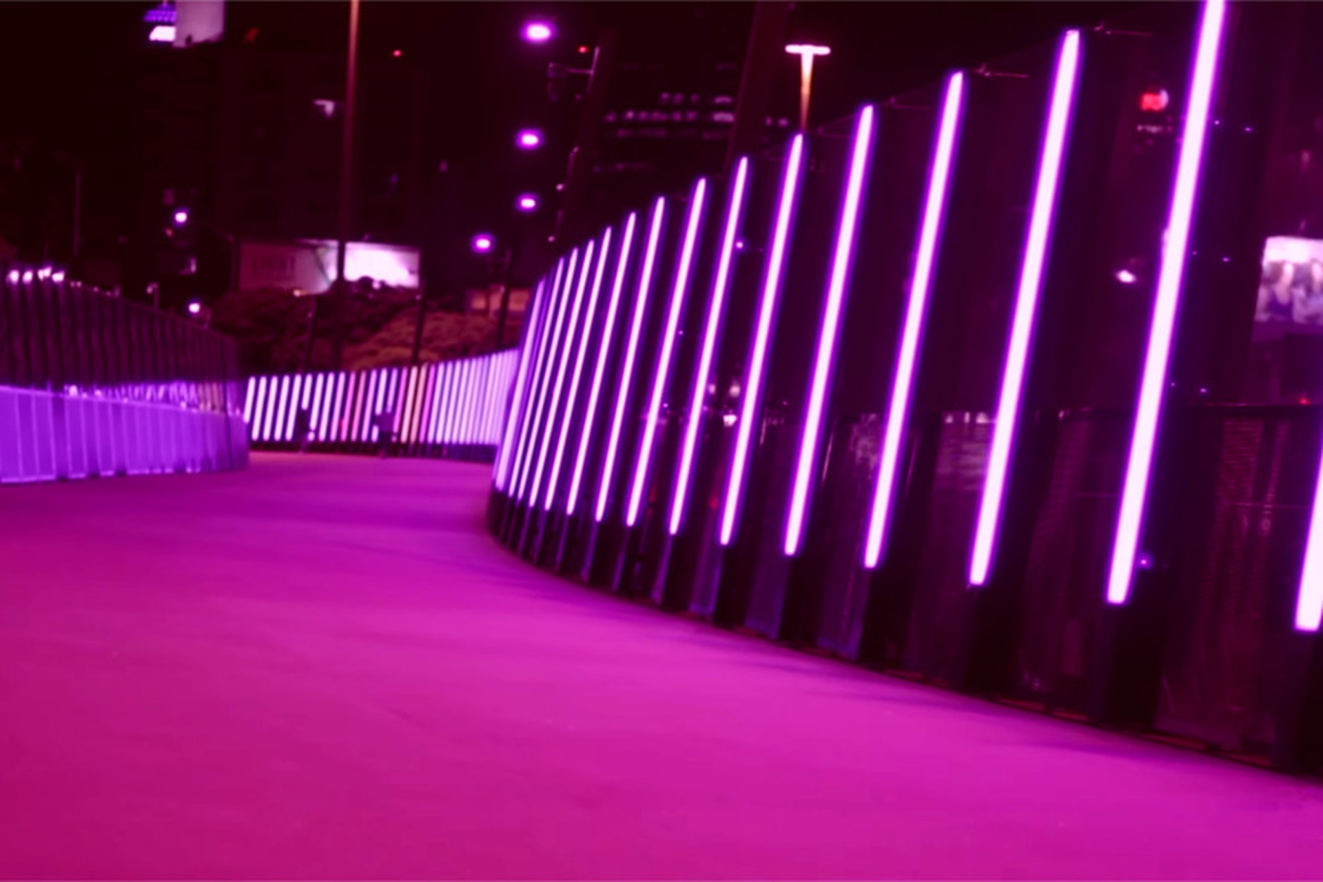 This pink cycling lane in New Zealand amazed the world - LifeGate