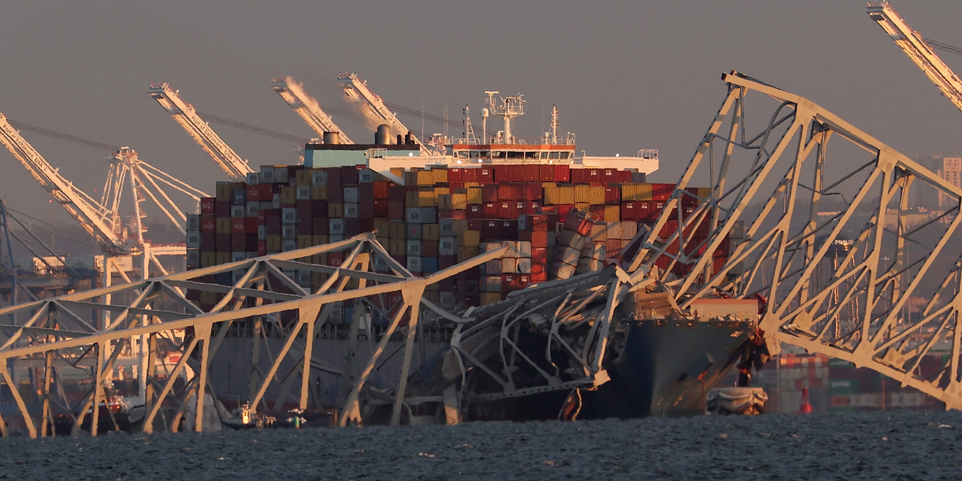 Usa, il ponte Francis Scott Key di Baltimora è crollato per l’urto con ...