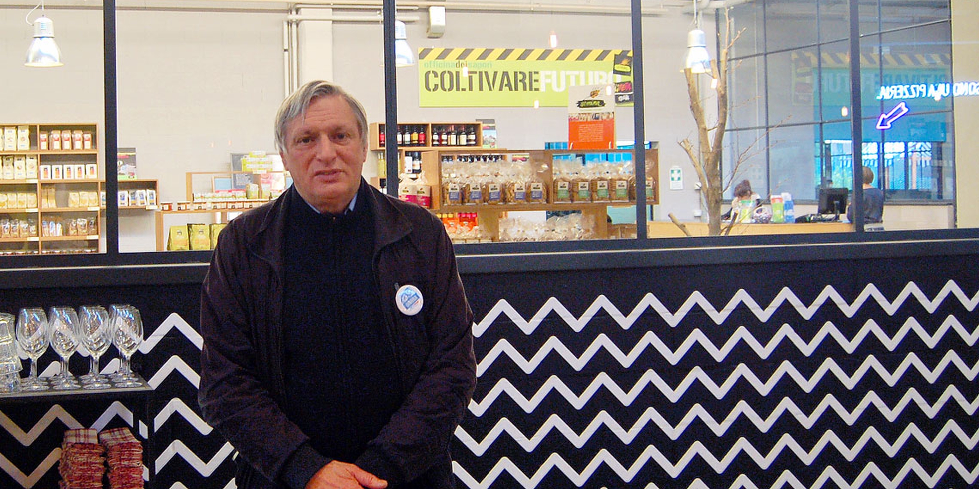 Don Ciotti. Il Vangelo, la Costituzione e la pizza buona - LifeGate