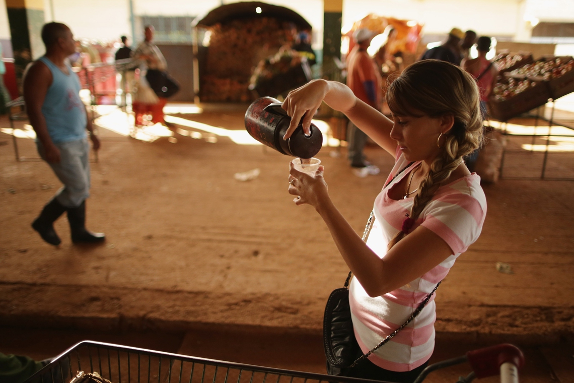 Why Cuba produces only organic honey and exports it to the world - LifeGate