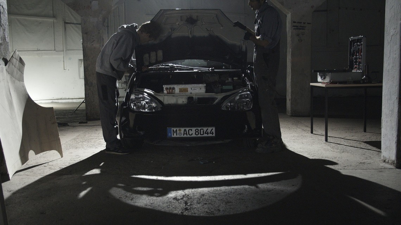 Sion is world's first solar production car. And it has a good price ...