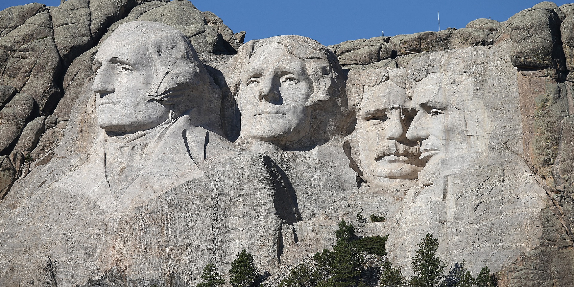 Monte Rushmore, i nativi rivogliono la montagna dei presidenti americani