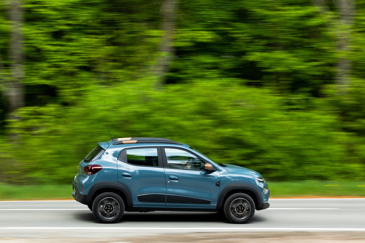Spring, come va e cosa offre la nuova versione Extreme dell'elettrica Dacia