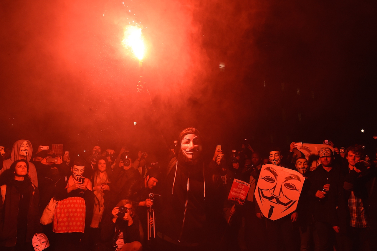 Who is behind Anonymous, the hackers who have declared war on Isis ...