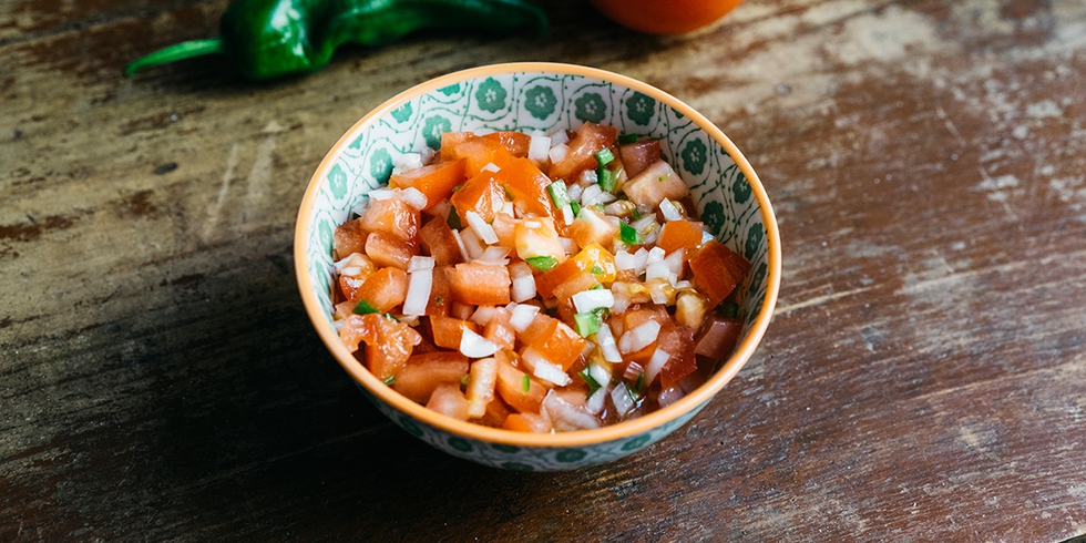 Pico de gallo, a traditional recipe from Mexico - LifeGate