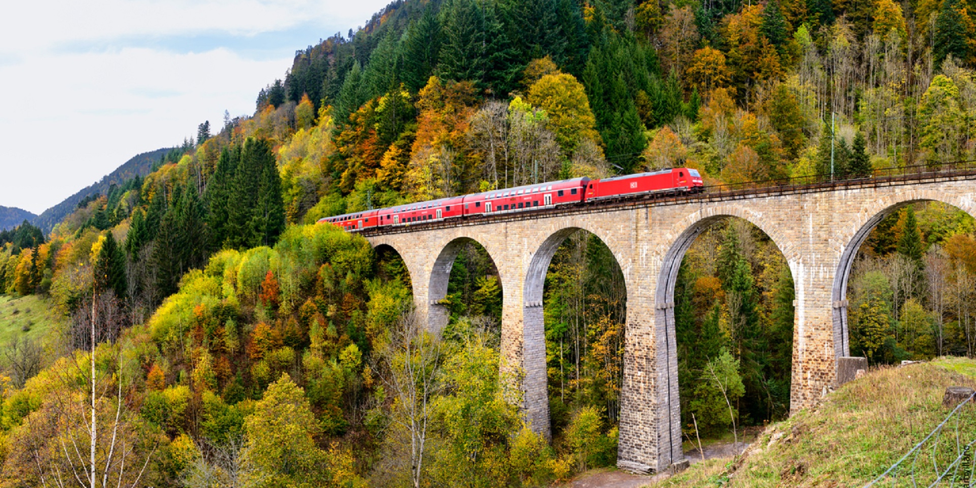 In Germania viaggiare con i mezzi pubblici è comodo, facile ed ecologico